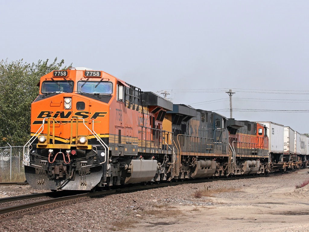 BNSF 7758